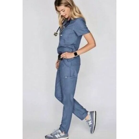 Figs | Tops | Figs Heather Denimscrub Set With Yola Skinny Bottoms ...